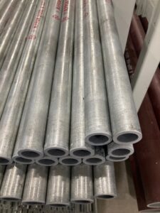 水道用硬質塩化ビニルライニング鋼管とは？VA・VB・VDの違いと用途を解説 | 管材ナビ